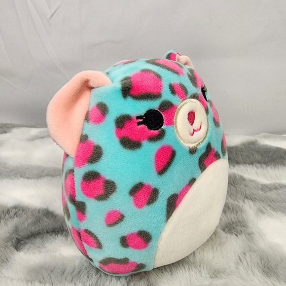 Squishmallows | Toys | Kellytoy Squishmallows Blue Chelsea The Cheetah ...